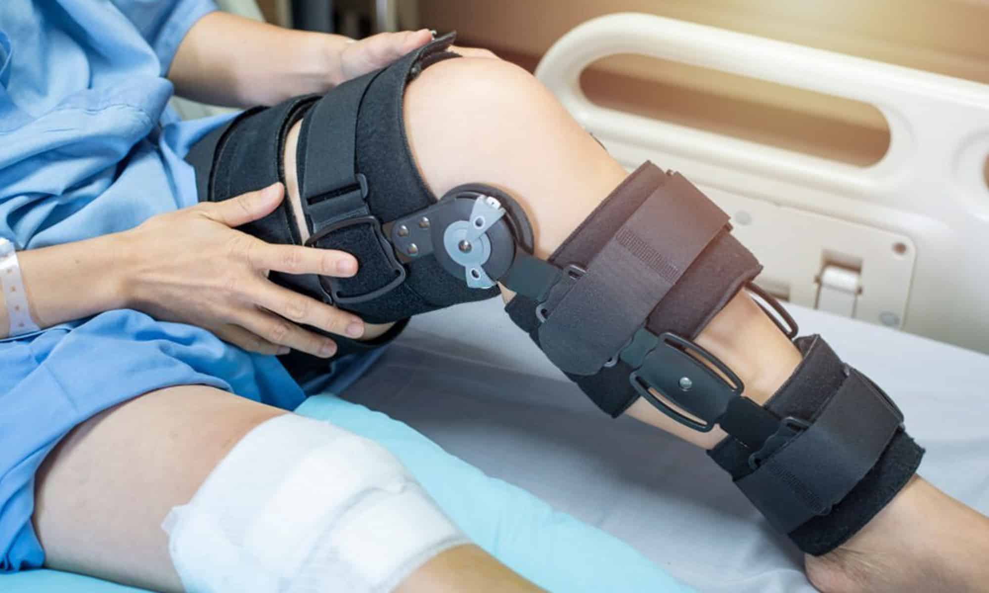 Knee and Leg Injuries | Car Accident Doctors Group